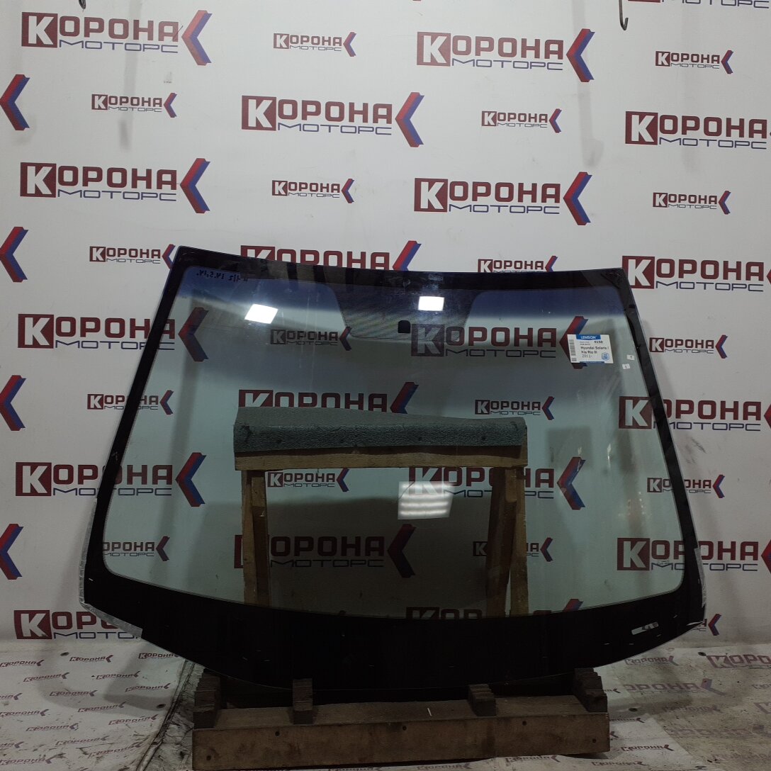 Стекло лобовое Hyundai Solaris I / Kia Rio III (2011–2017 годов выпуска) LEMSON арт. 4150AGNGYHV