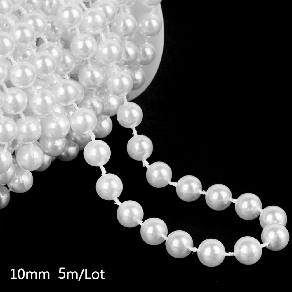 Нить из жемчужных бусин