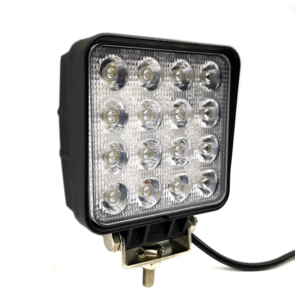 Светодиодная фара Вымпел WL-148CF ближний свет, кв. мет. корп. 16 LED, 48W/ 5200