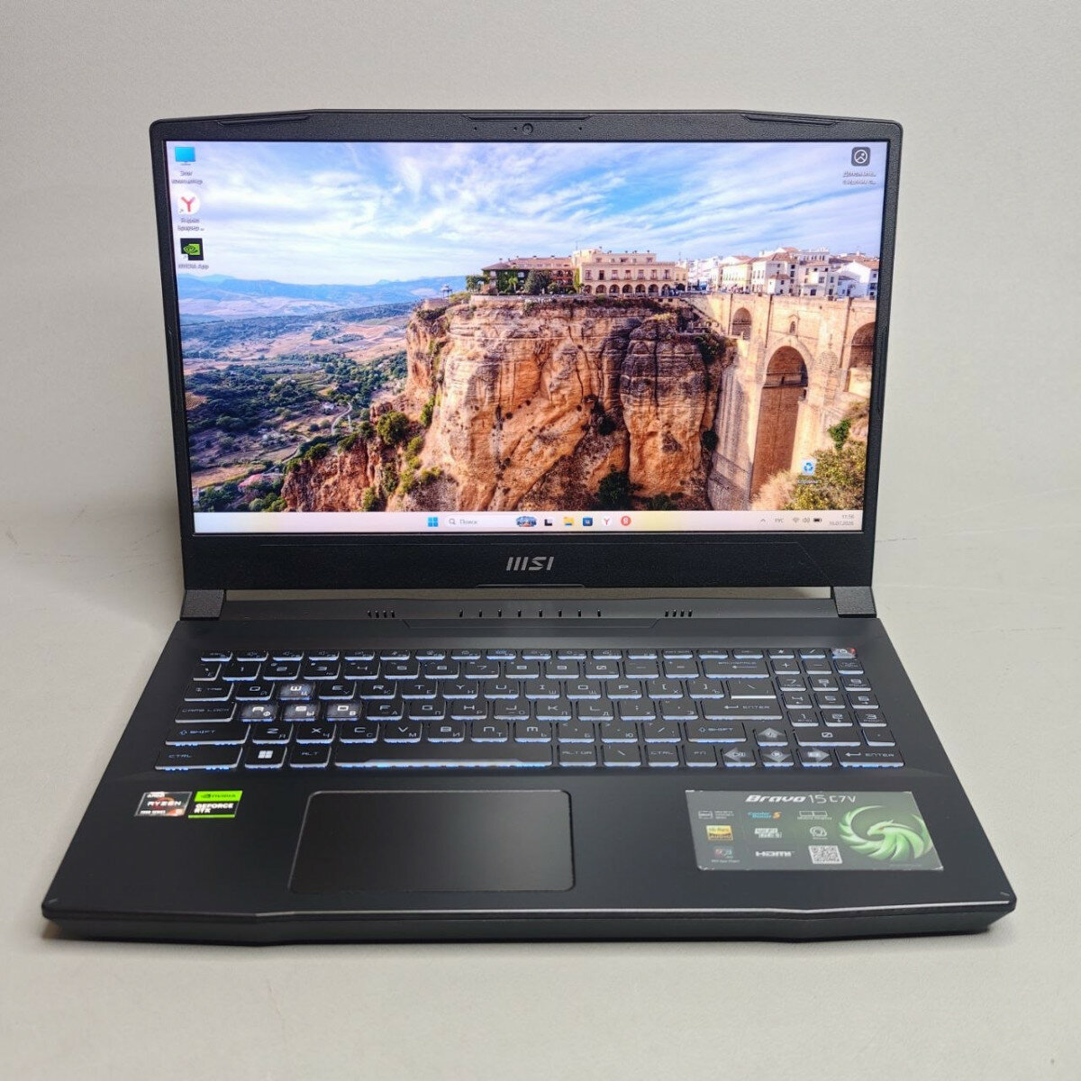 15.6" 144Гц Игровой ноутбук MSI Bravo 15 C7VE-070XRU