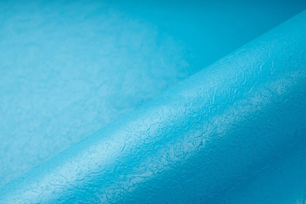 Плёнка ПВХ Renolit Alkorplan Relief, цвет голубой (Adria Blue), 1.8 мм, рулон 25 x 1,65 м, цена - за 1 м2