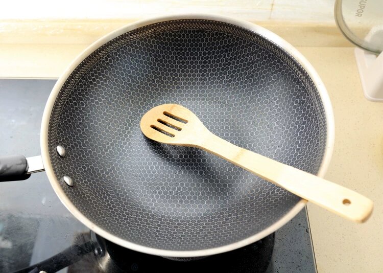 Бамбуковая лопатка с перфорацией, деревянная кухонная посуда, 1 шт
