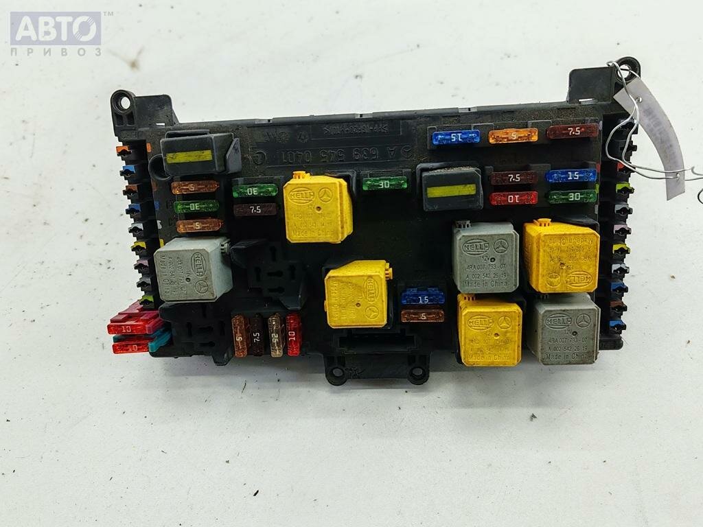 Блок предохранителей Mercedes Vito-2 / Viano W639 (2003-2014)