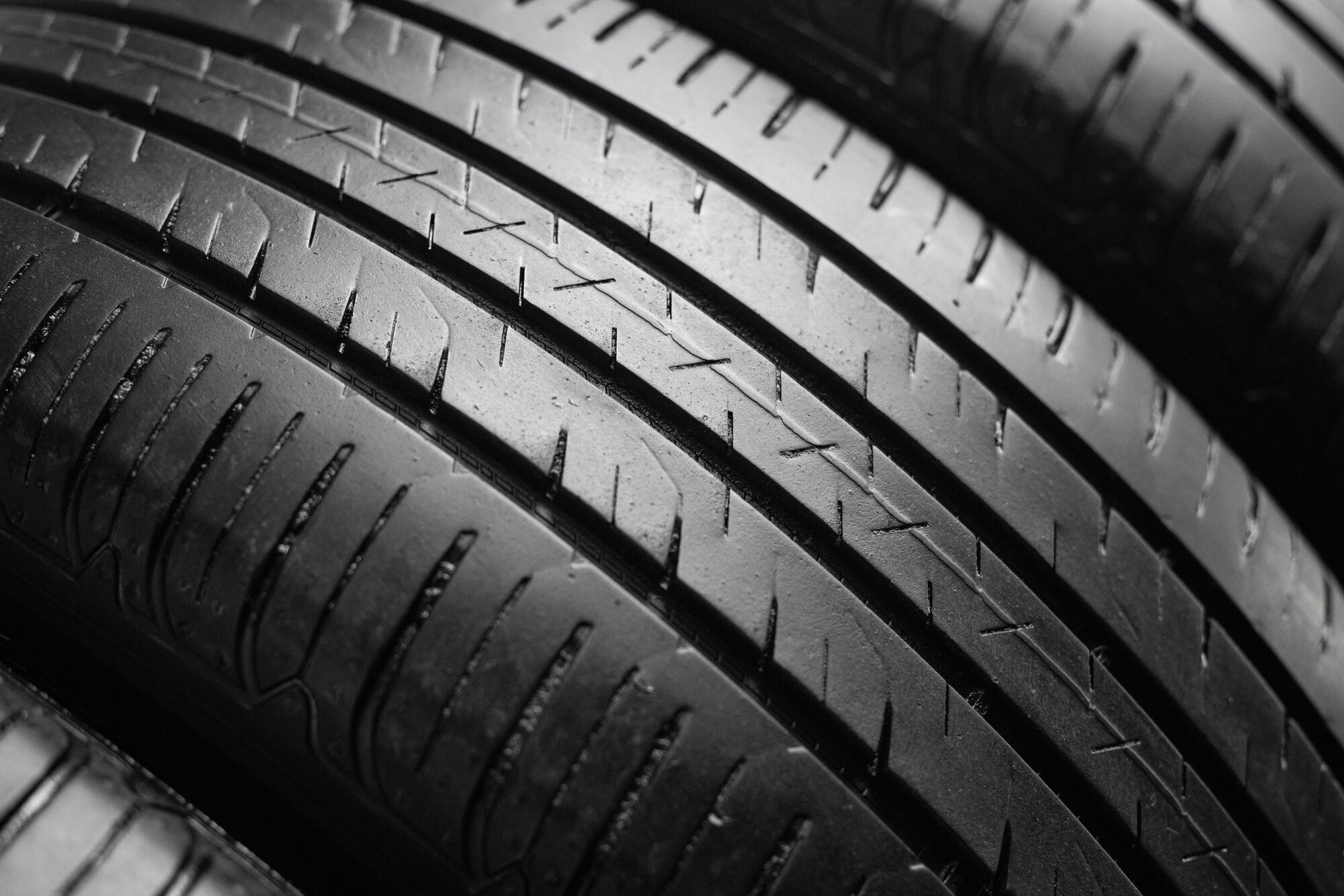 Goodyear EfficientGrip Performance SUV 225/55 R19 99V — фото 1