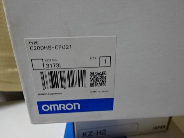 Модуль OMRON CPU UNIT C200HS-CPU21 C200HSCPU21 ORIGINAL