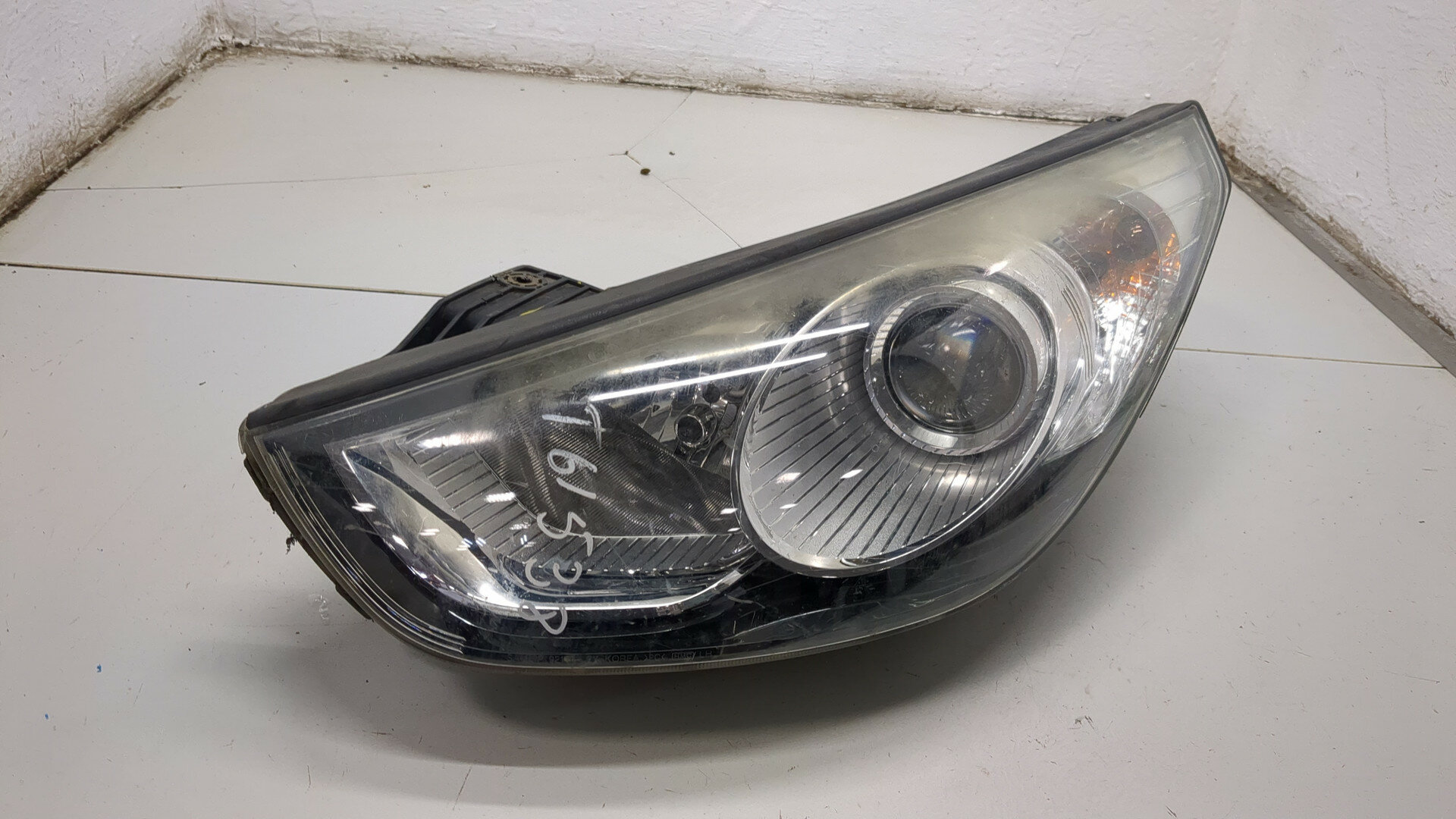 Фара (передняя) левая Hyundai ix 35 Б/У