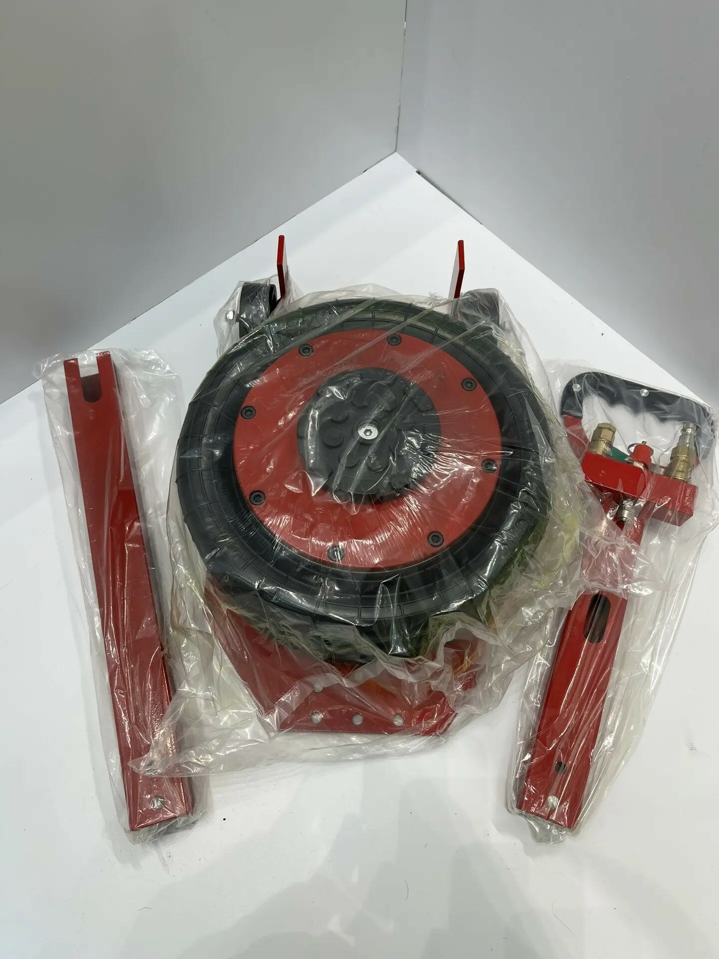 Домкрат Домкрат, подкатной, низкопрофильный, 3 т, складной, красный