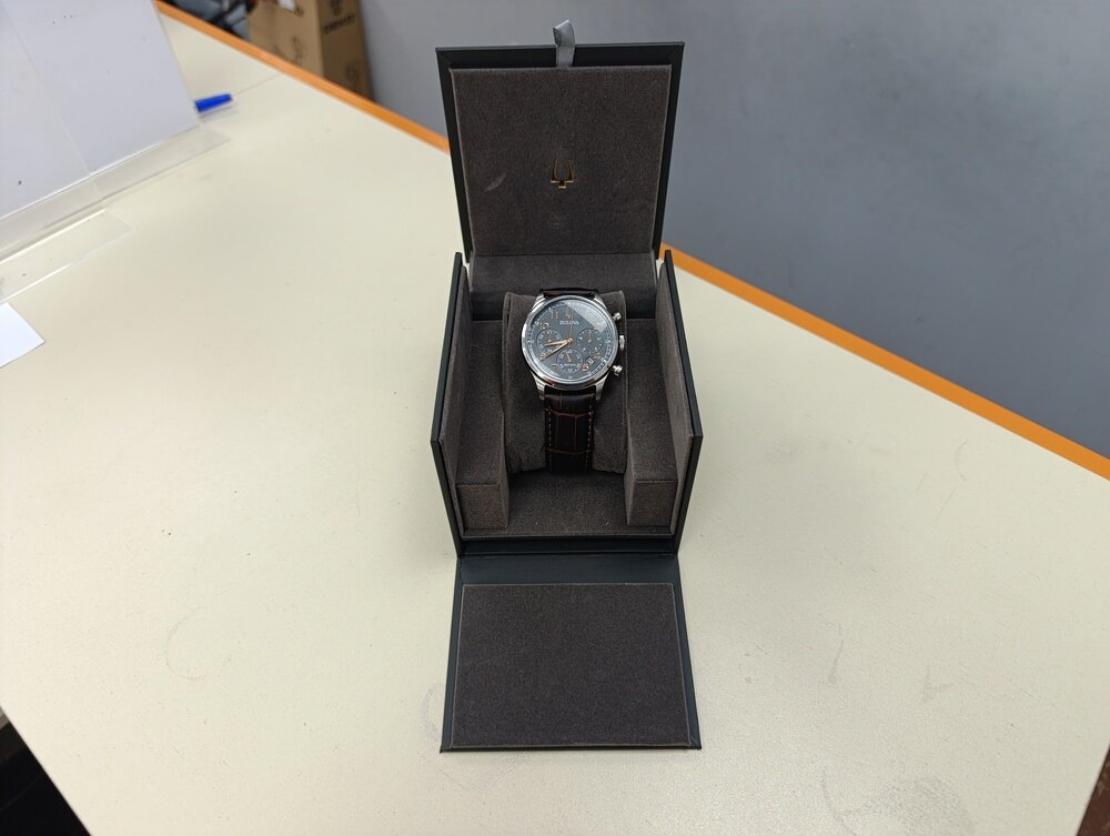 Наручные часы BULOVA, б/у, уценка