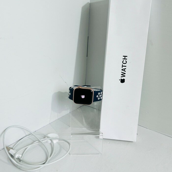 Смарт-часы Apple Watch SE 40mm