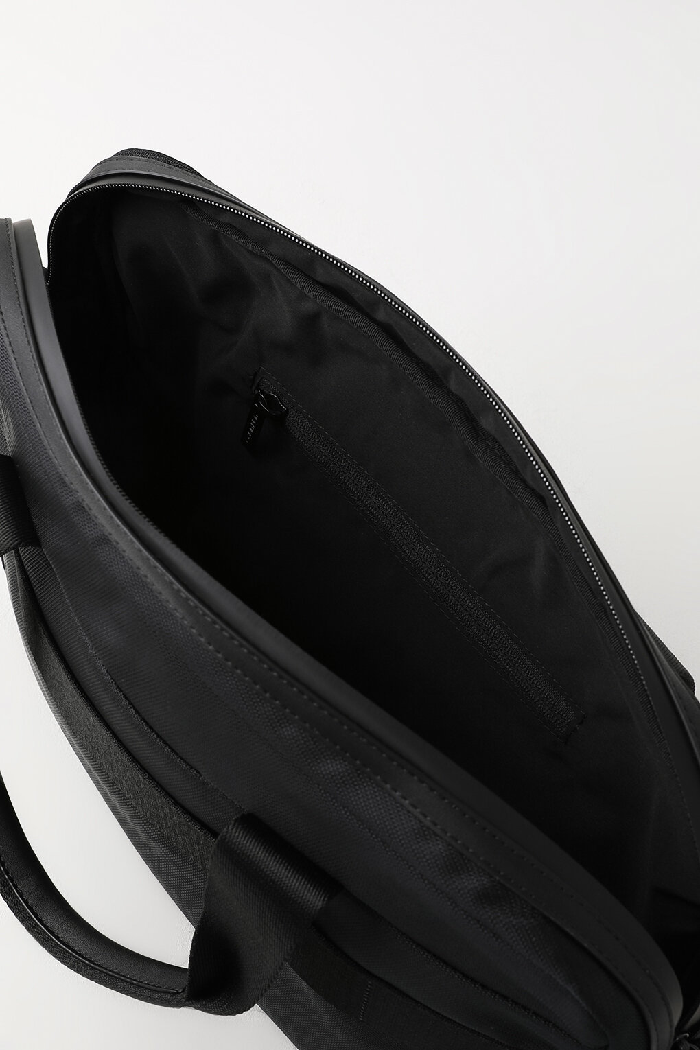 Сумка CALVIN KLEIN, черный — фото 1