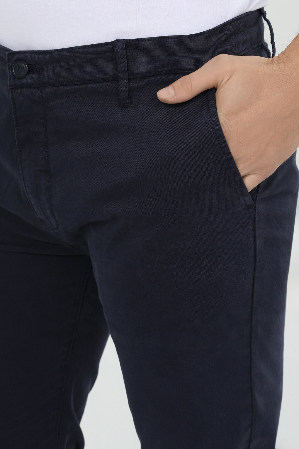 Брюки чинос GUESS JEANS, размер 46-48, синий — фото 1