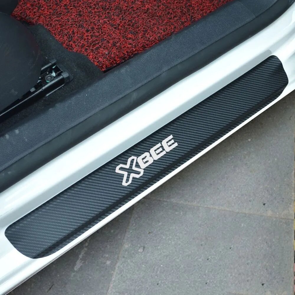 Наклейка на порог карбон для Suzuki Xbee виниловая 4 штуки защита от царапин