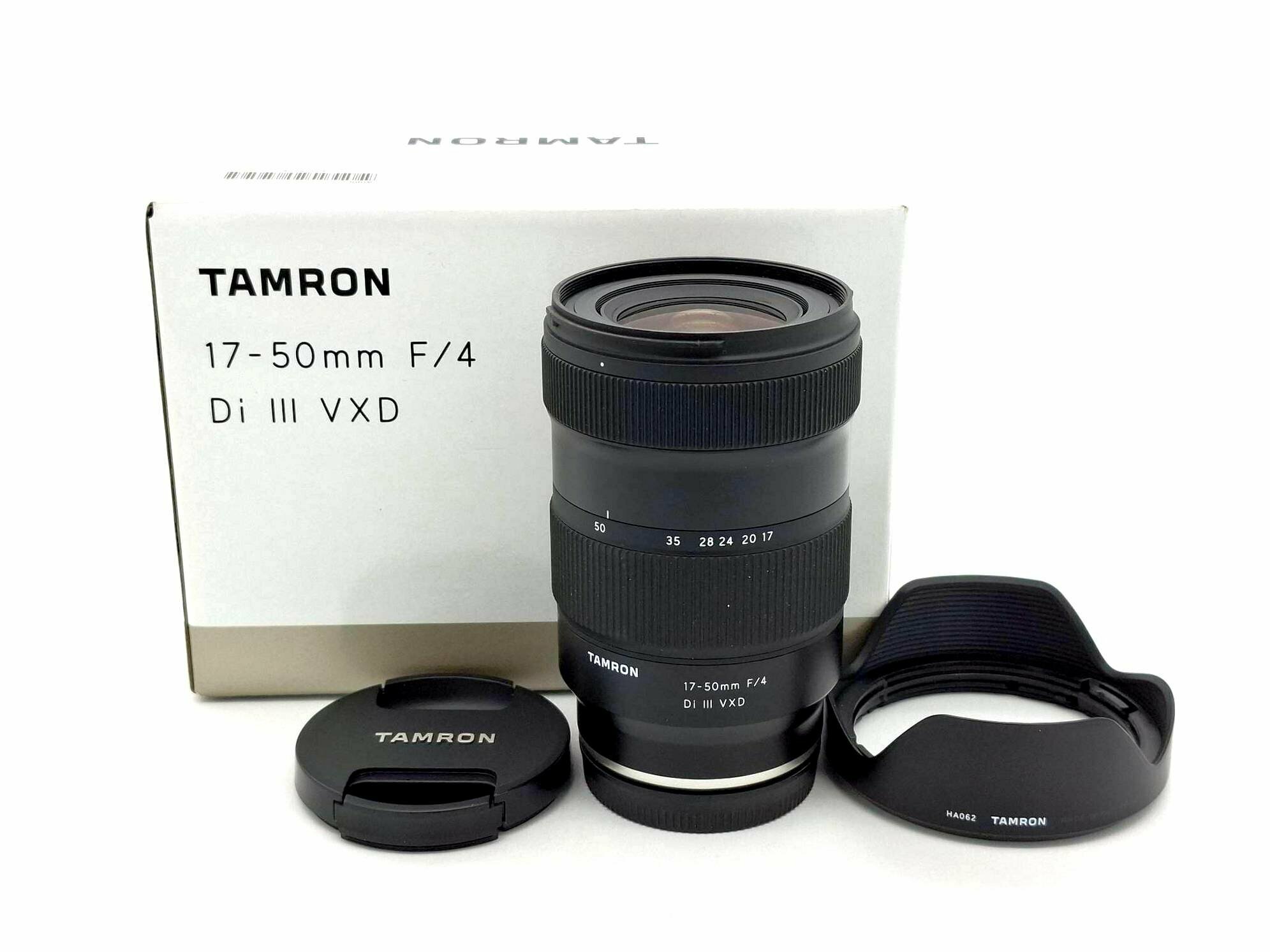Объектив Tamron 17-50mm f/4 Di III VXD Sony E