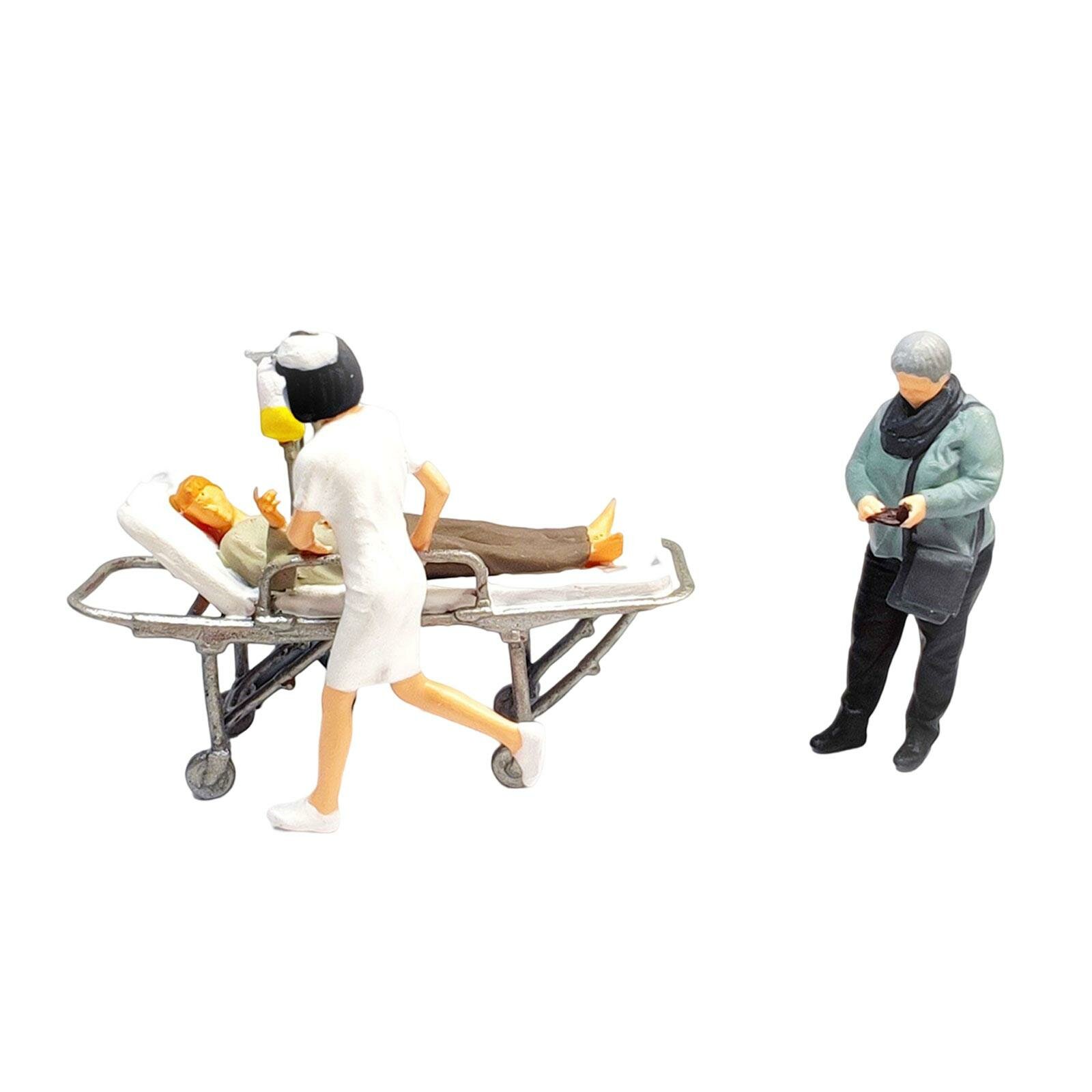 Фигурки в масштабе 1:64. Обратитесь к врачу за конструкцией диорамы.