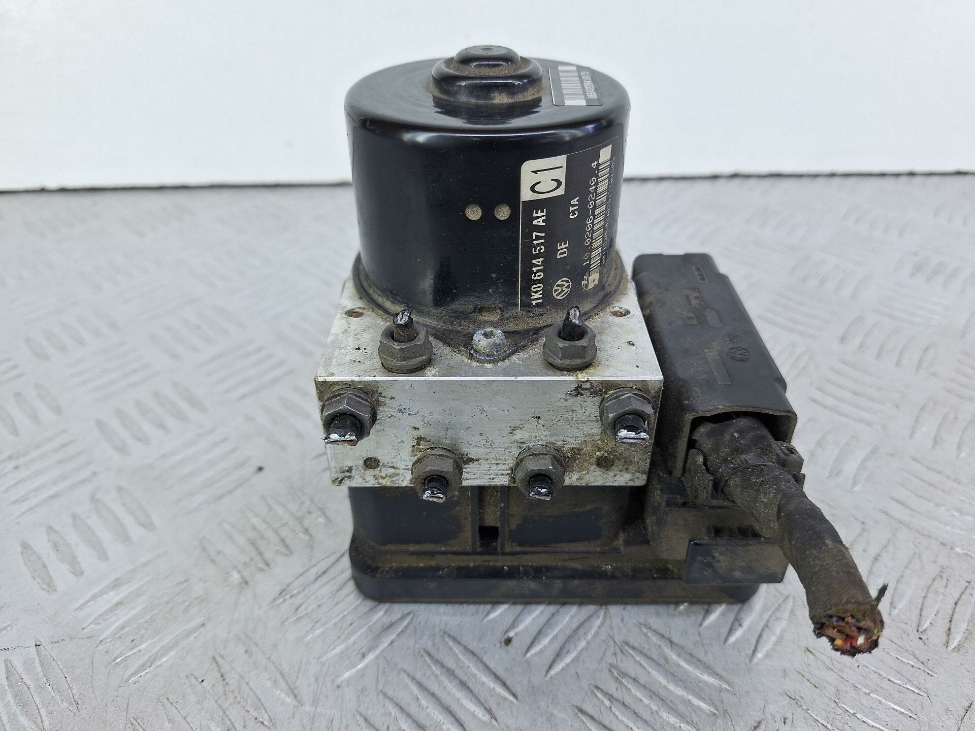 Блок ABS Volkswagen Golf 5 2007 1K0907379AC