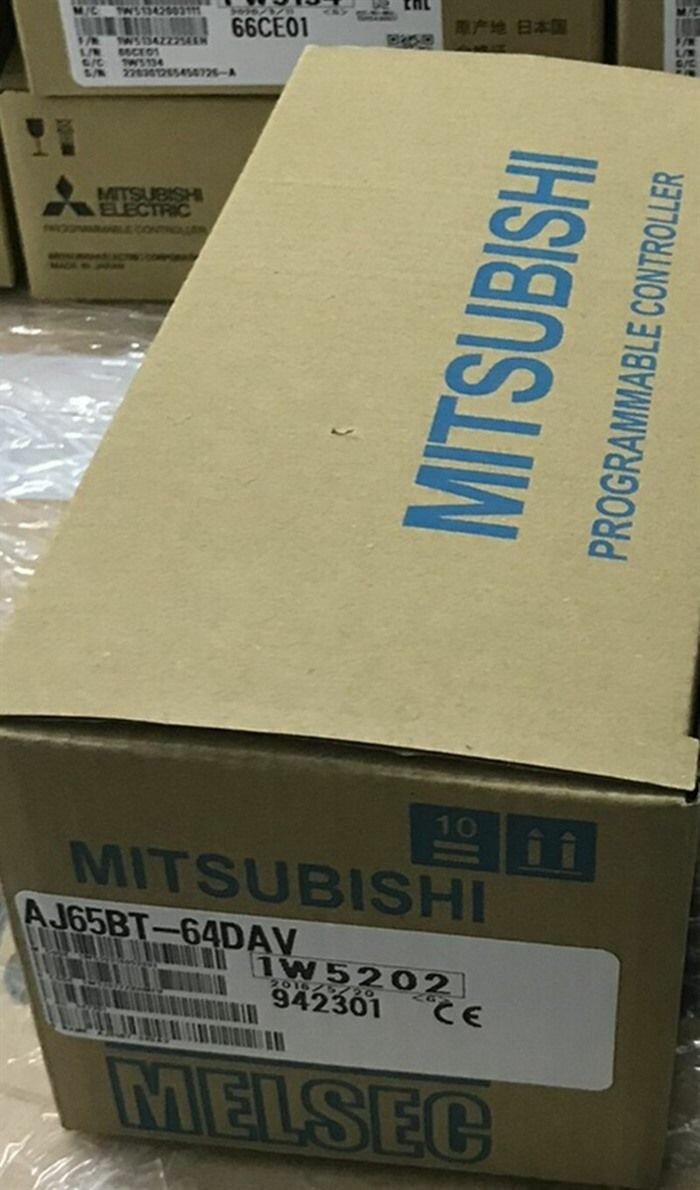 Модуль Mitsubishi AJ65BT-64DAV CC-LINK Programmable Logic Controller DC Converter Unit