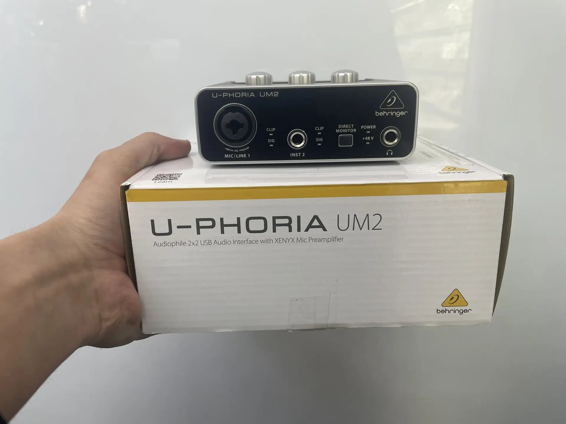Внешняя звуковая карта Behringer U-PHORIA UM2 — фото 1