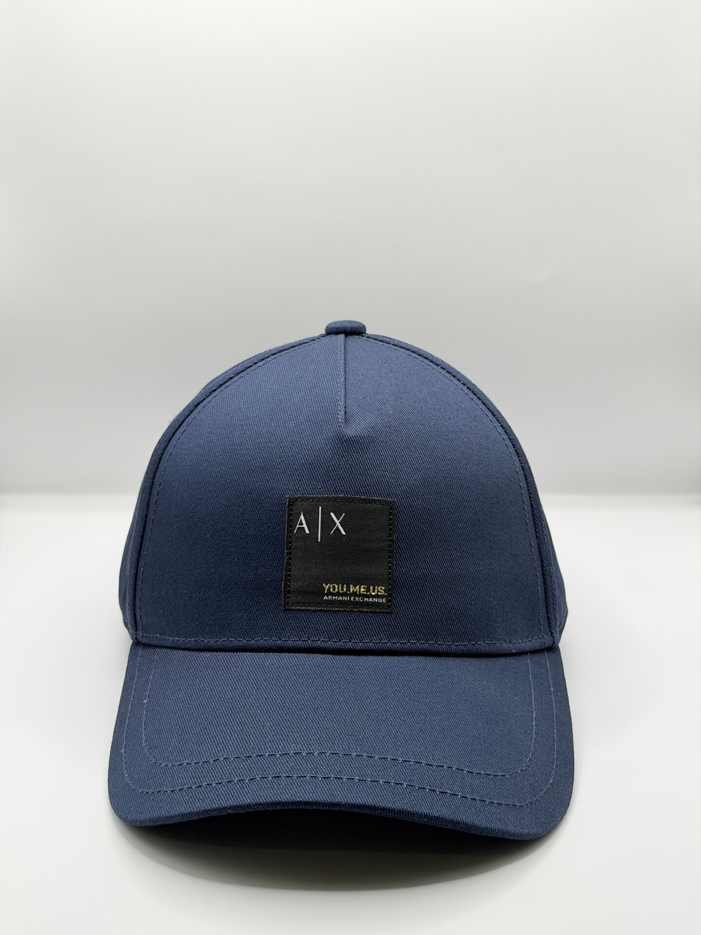Бейсболка  Armani Exchange, цвет синий для мужчин и женщин