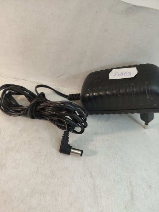 Блок питания внешний 9V 1.5A Ktec KSAD0900150W1EU
