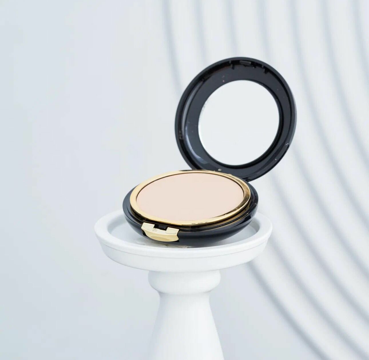 Etre Belle Compact Powder Компактная пудра для лица, цвет фарфор