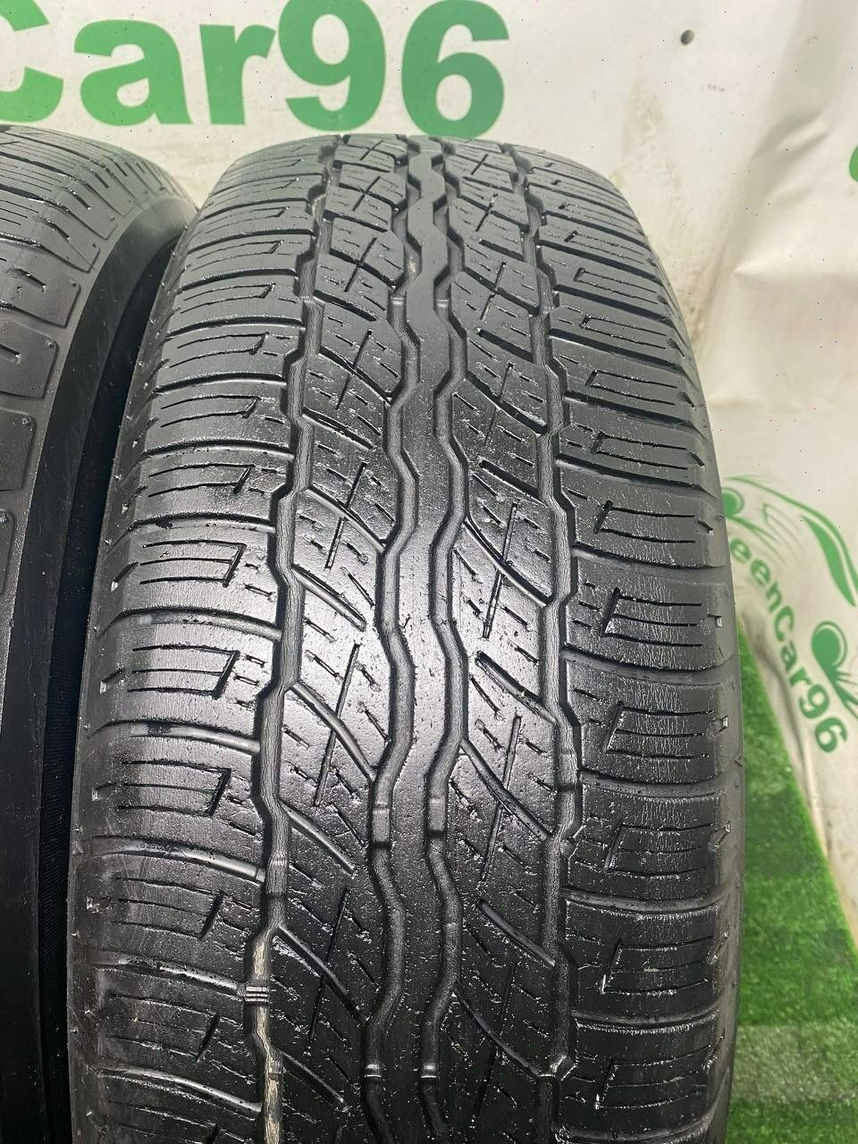 Летние шины Bridgestone Dueler H/T 687 225/65 R17 38% износ BGW087833
