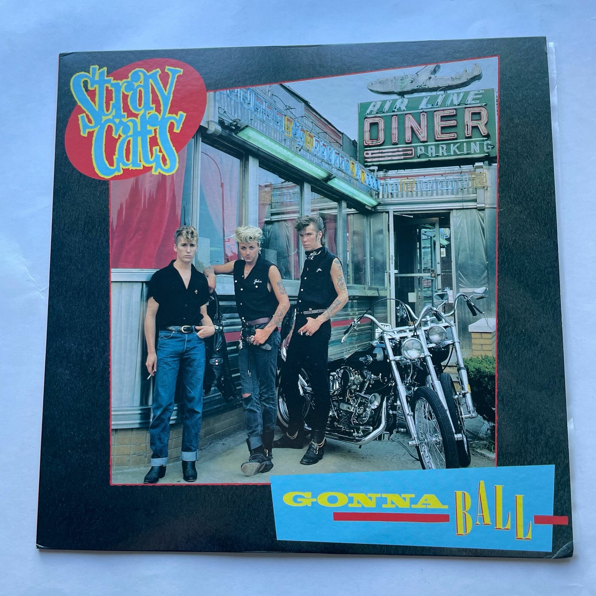 Винтажная виниловая пластинка LP Stray Cats Gonna Ball (Япония 1981) (Без Оби)