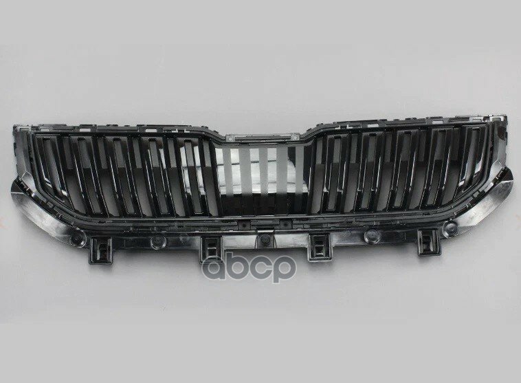 Декоративная решетка радиатора SKODA VAG арт. 57A853653BZD4