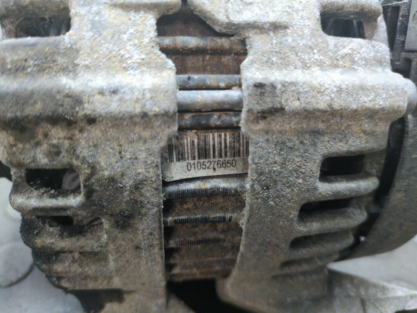 Генератор Ford Mondeo 4 Б/У — фото 1