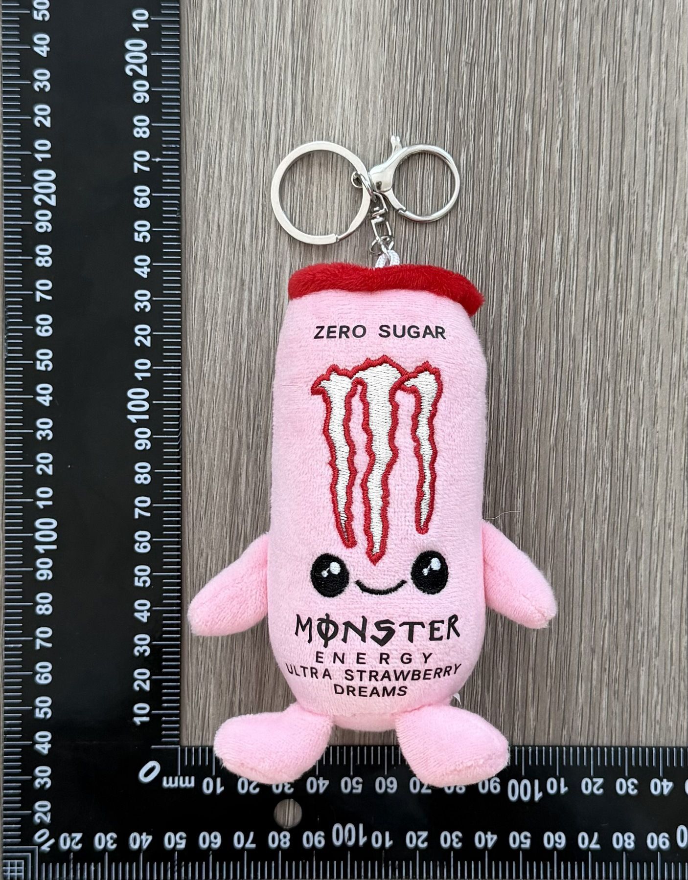 Плюшевый брелок-ключ в виде банки энергетика Monster, мягкая игрушка 12 см, подарок