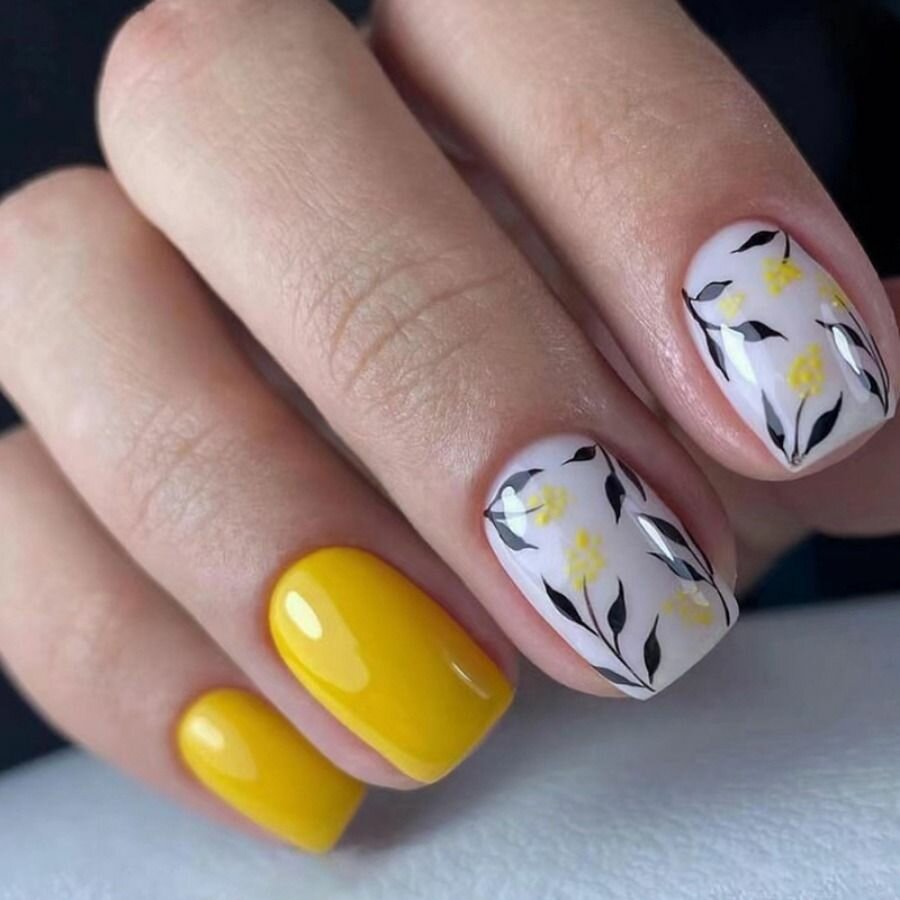 Накладные ногти ( 24 типсы + клей )