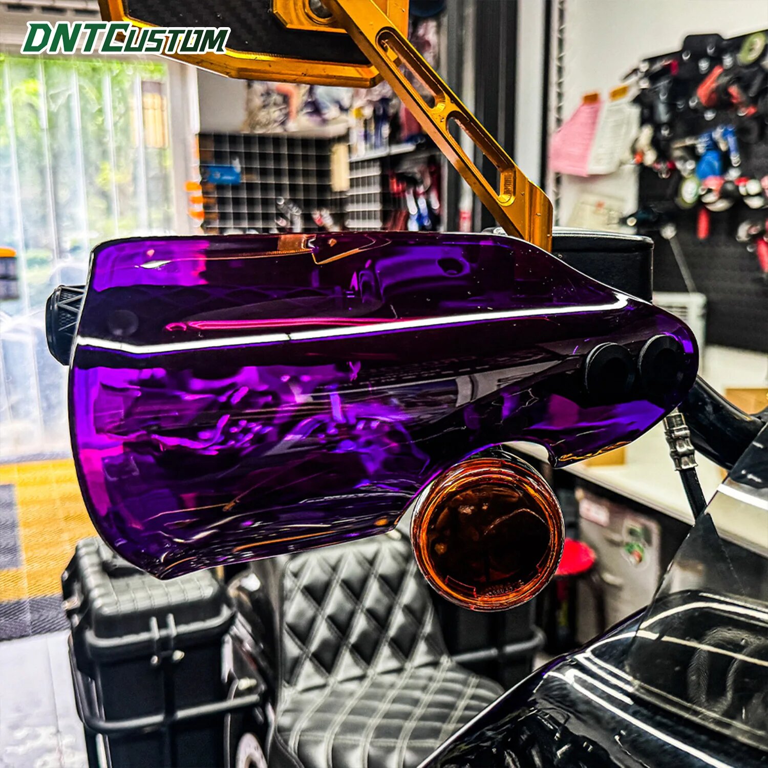 Защита рук DNTCUSTOM фиолетовая, спойлер, Harley Softail 2018-2023
