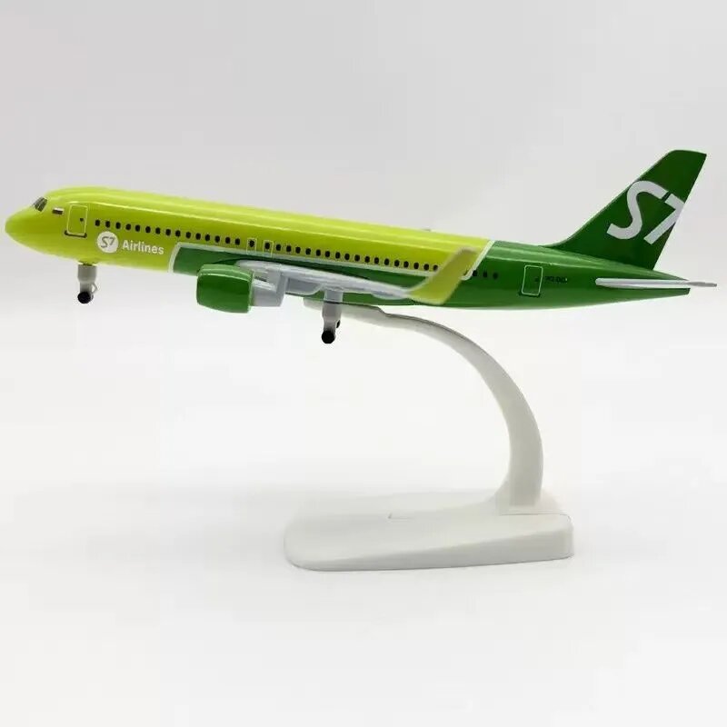 Готовая модель самолета Airbus A321neo S7 Airlines