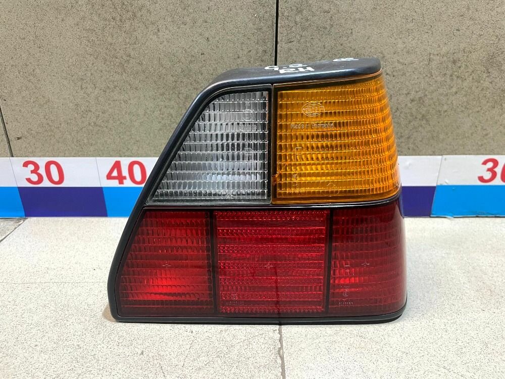 Фонарь задний правый VW Golf II