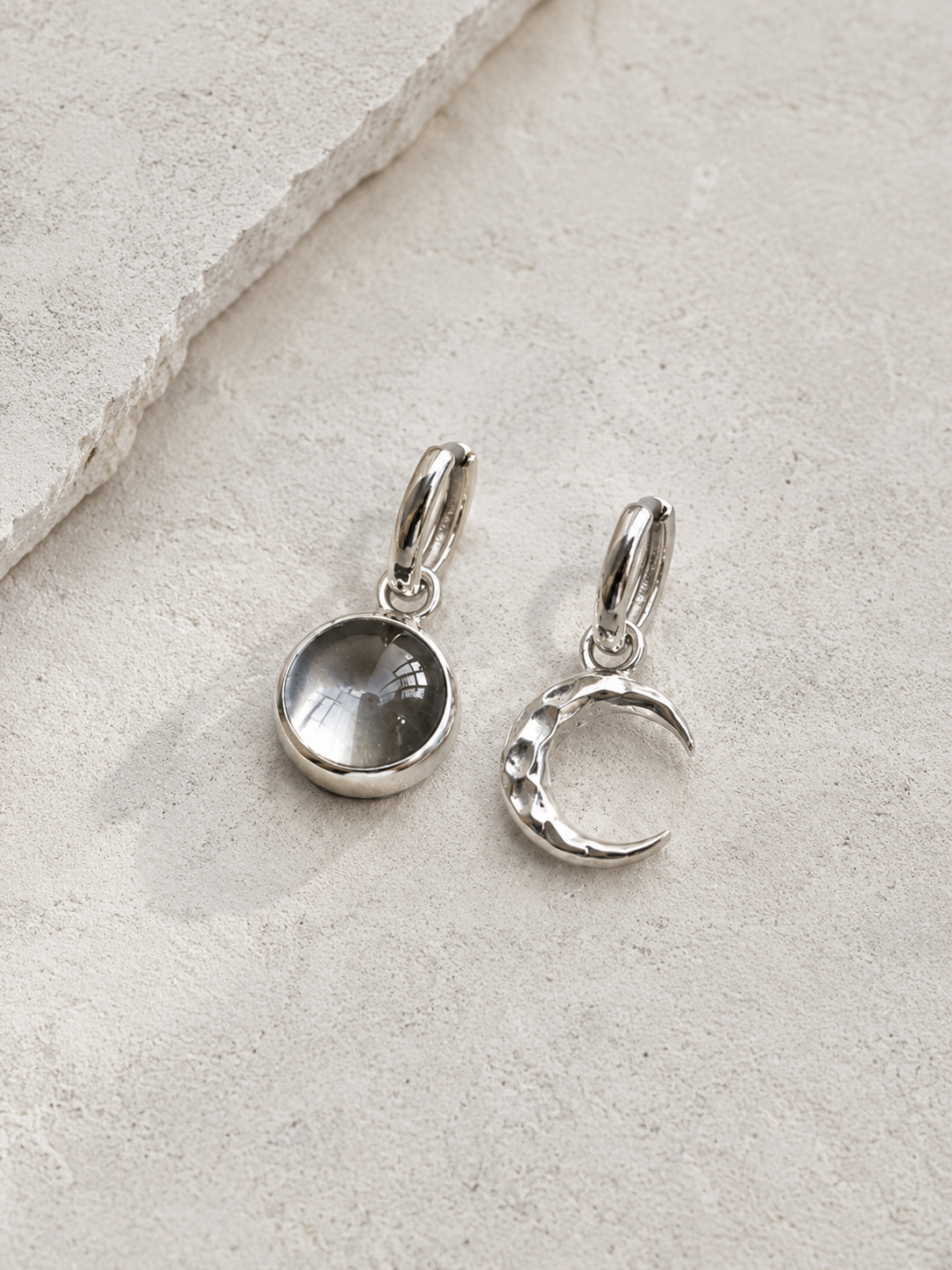 Серьги, серебро, 925 проба, оксидирование, горный хрусталь
