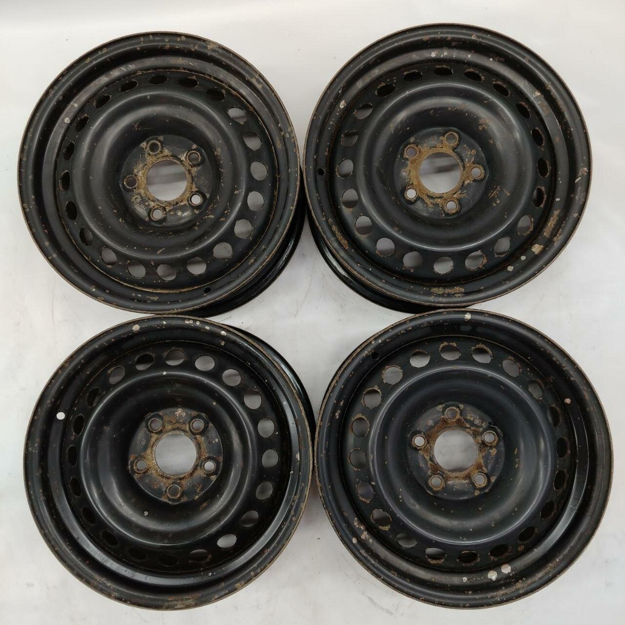 Комплект (4 шт) колесных дисков Штампованные 15x6 PCD 5x105 D56.6 ET39 (Реплика)