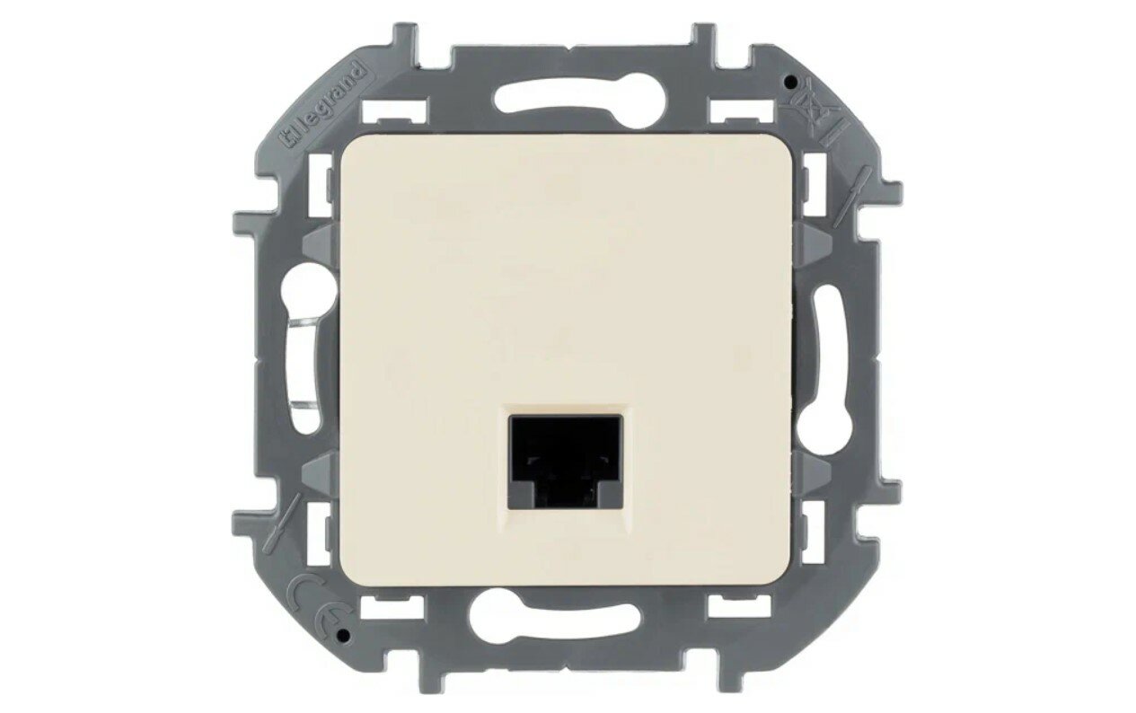 1 шт. Legrand INSPIRIA Слоновая кость Информационная розетка RJ 45 - категория 6 - UTP