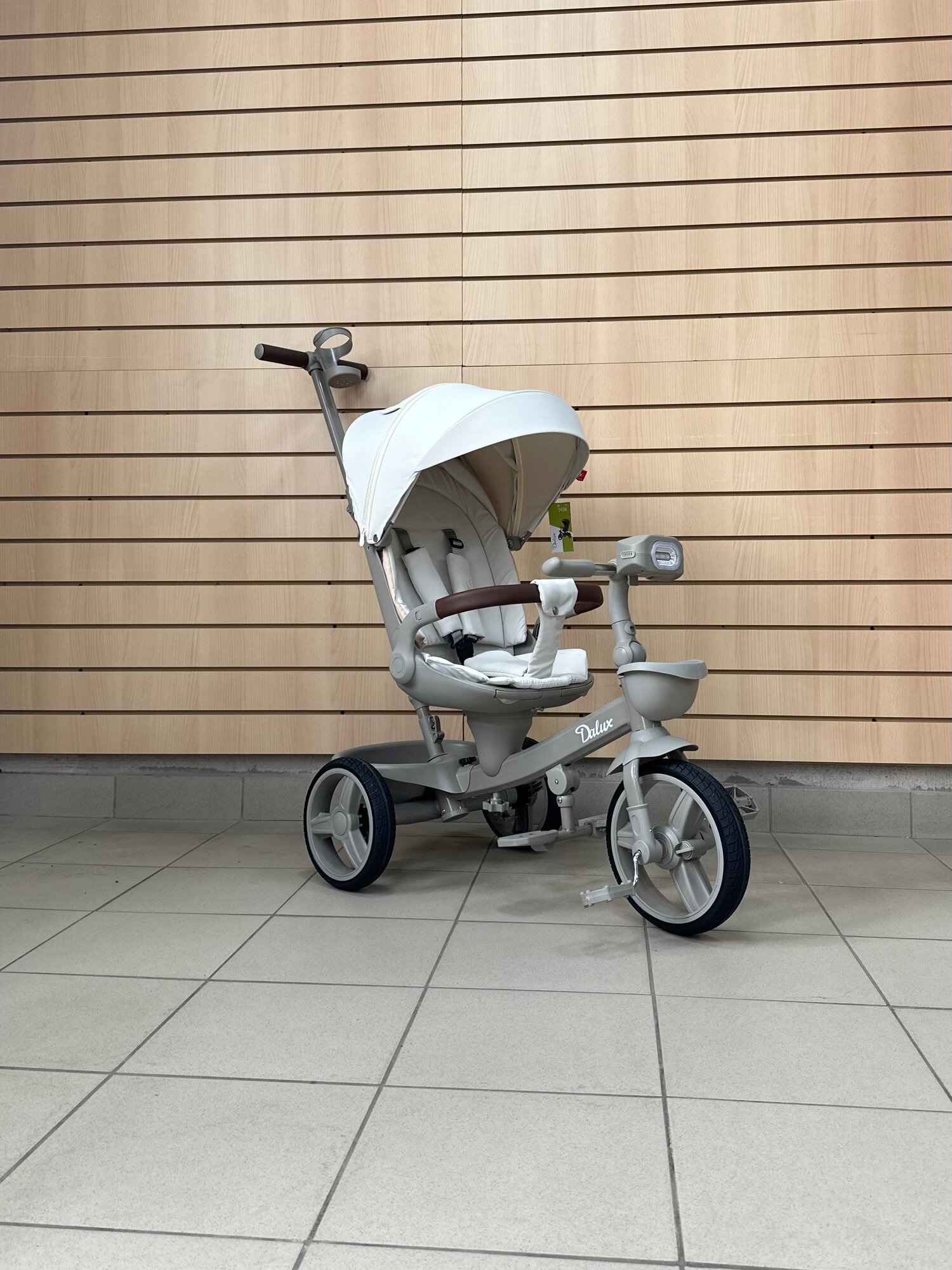 Детский трехколесный велосипед BREND LUXMOM DALUX ORIGINAL 3456, до 4х лет, складной, поворотное сидение, белый