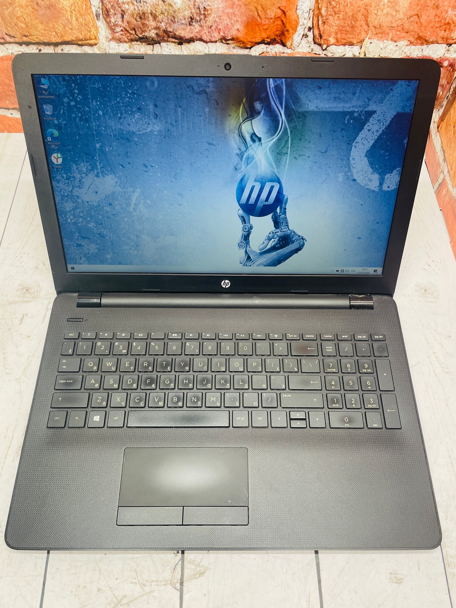 Ноутбук 15,6, HP 15-rb051ur, AMD A6 9220, 4 Gb DDR4, 120 Gb SSD, AMD Radeon R3
