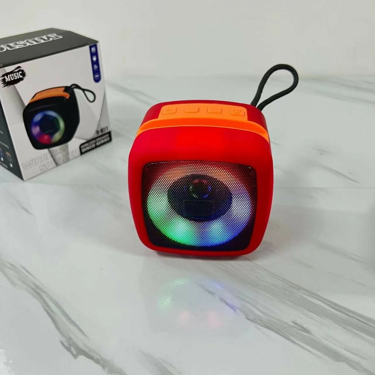 Портативный беспроводной динамик с бас-усилением и RGB-подсветкой, X911 красный, встроенная батарея