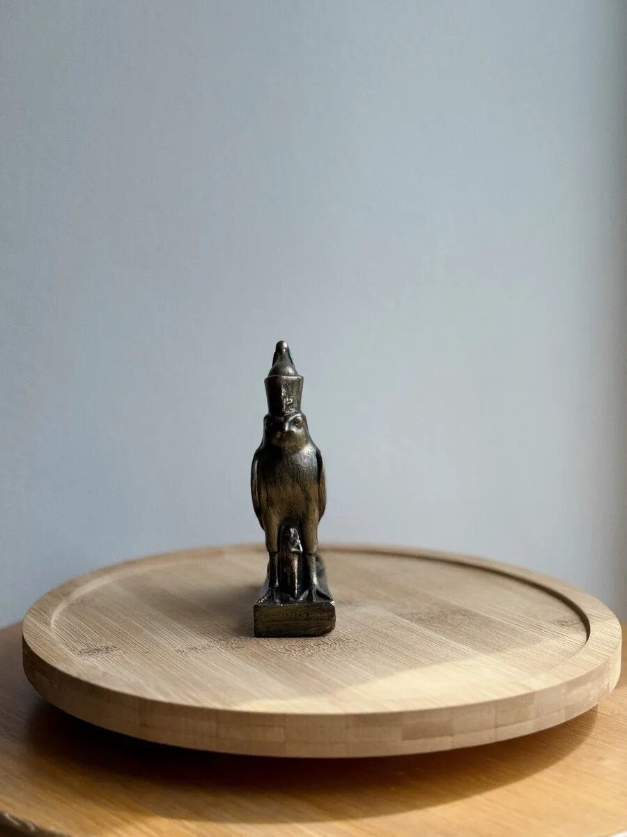 Статуэтка Бог Гор, 12 см, из гипса, ручная работа, в цвете, бюст — фото 1
