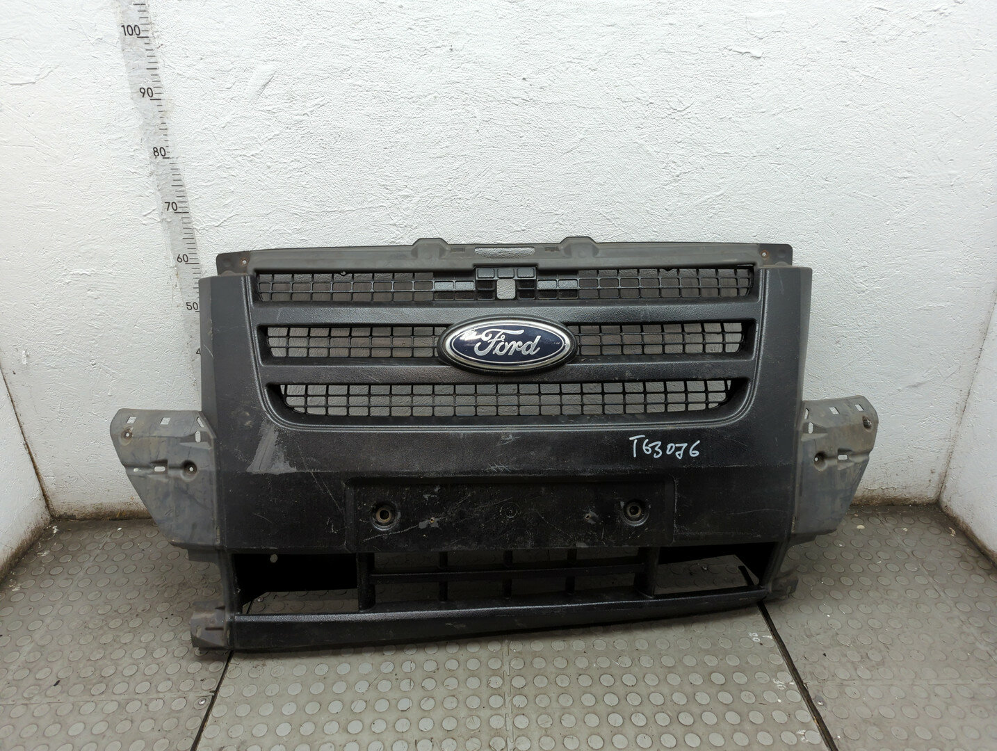 Бампер передний Ford Transit Б/У