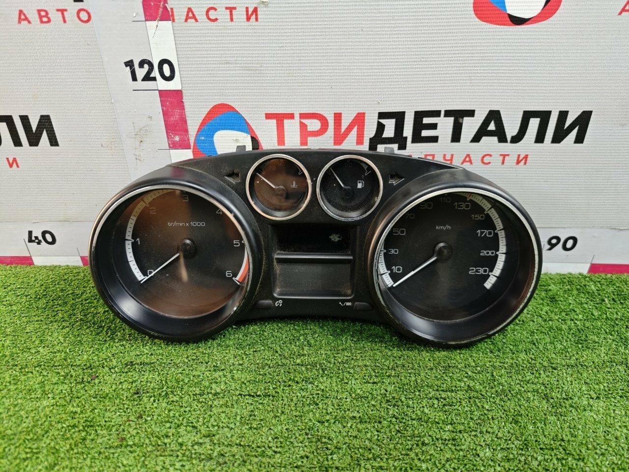 Панель приборов Peugeot 408 1.6 10JBDZ 2013 (б/у)