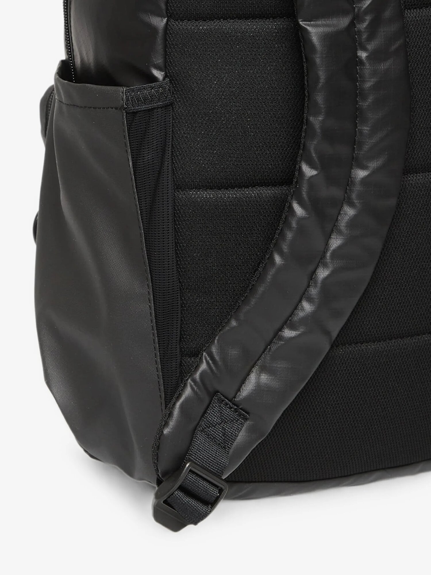 Сумка NIKE Heritage Eugene 2.0 winterized backpack (20L), черный — фото 1