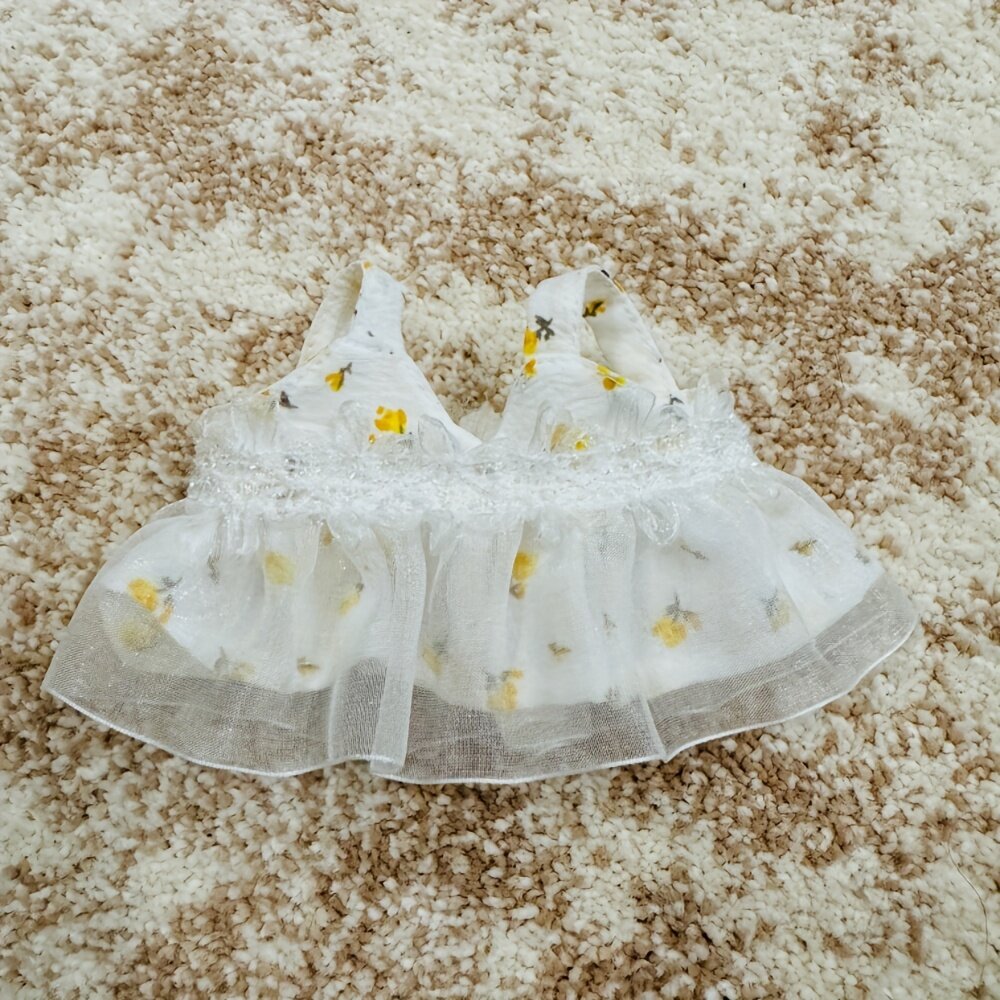 Белая вязаная юбка для куклы 7,87 дюйма (20 см) с цветочным узором и красной лентой (кукла не входит в комплект)