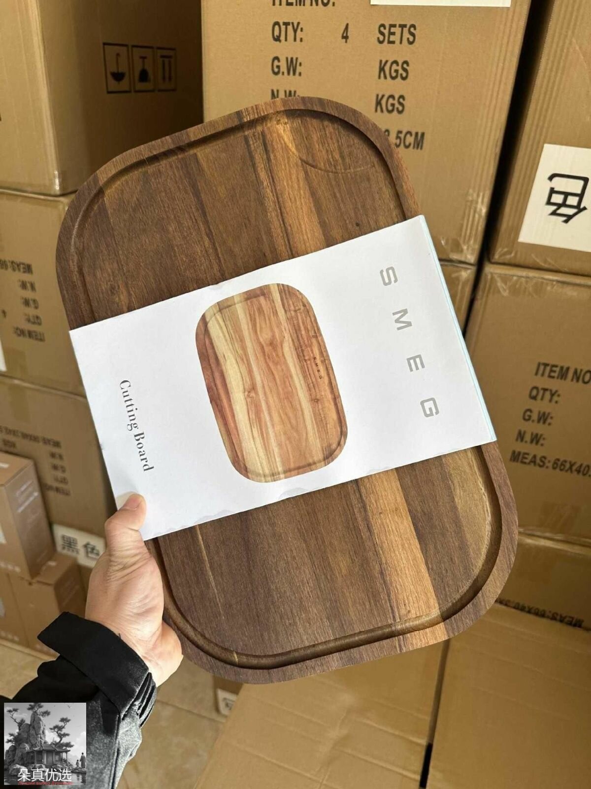 Разделочная доска Smeg, 42 см х 28 см