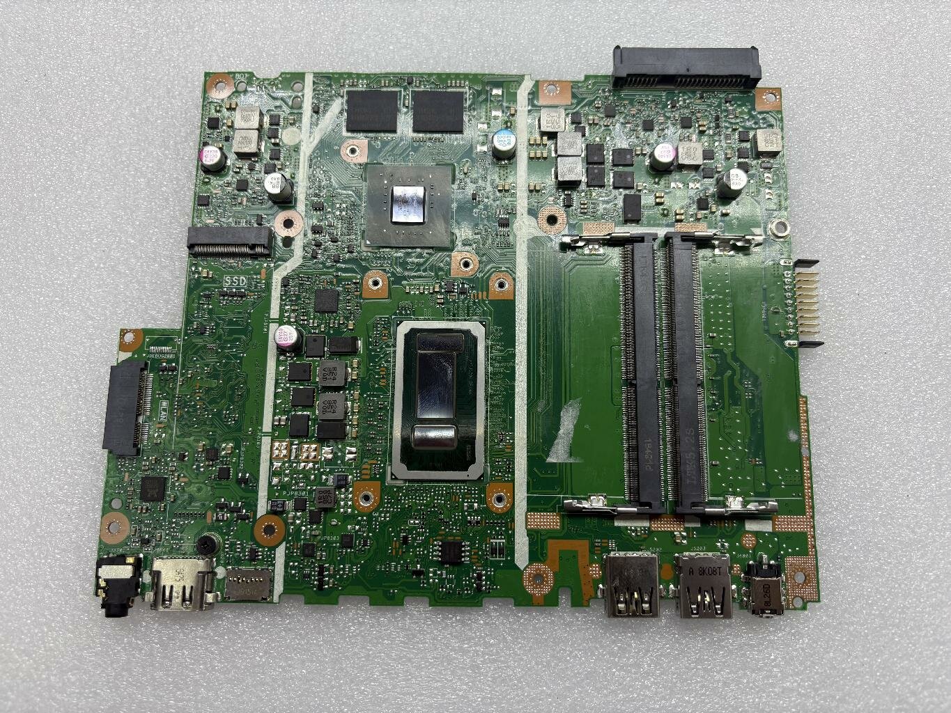 Материнская плата ASUS X507UF i3-7020U(039752)