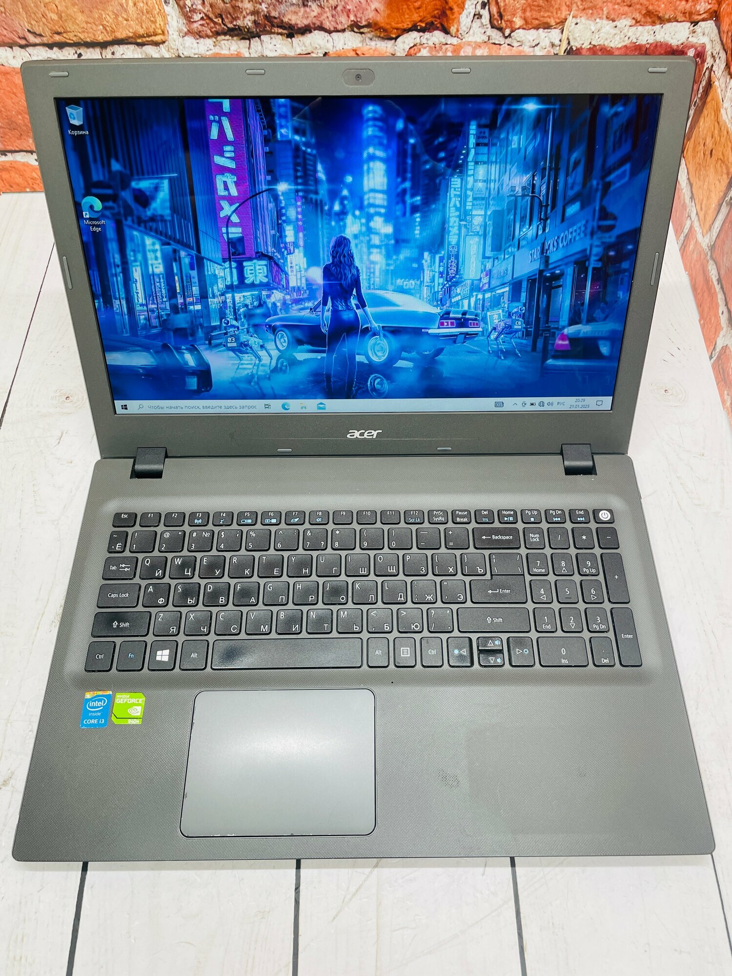 Игровой ноутбук 15,6, Acer E5-573G, Intel Core i3 5005U, 8 Gb DDR3, 128 Gb SSD, GeForce 940