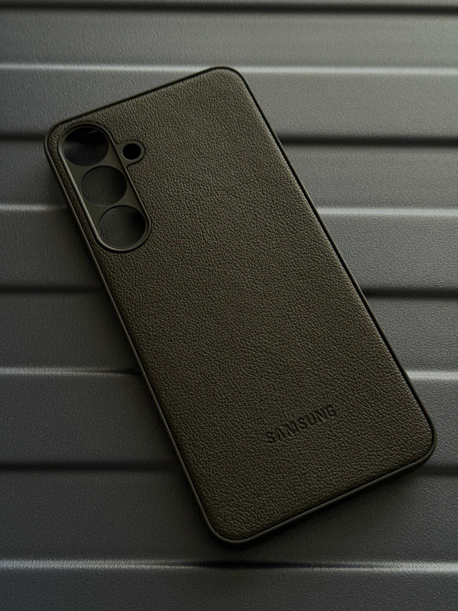 Чехол для Samsung S25 Plus (S936) / Чехол на Самсунг С25 Плюс/ с25+ , Premium тесненная кожа, плотный, противоударный