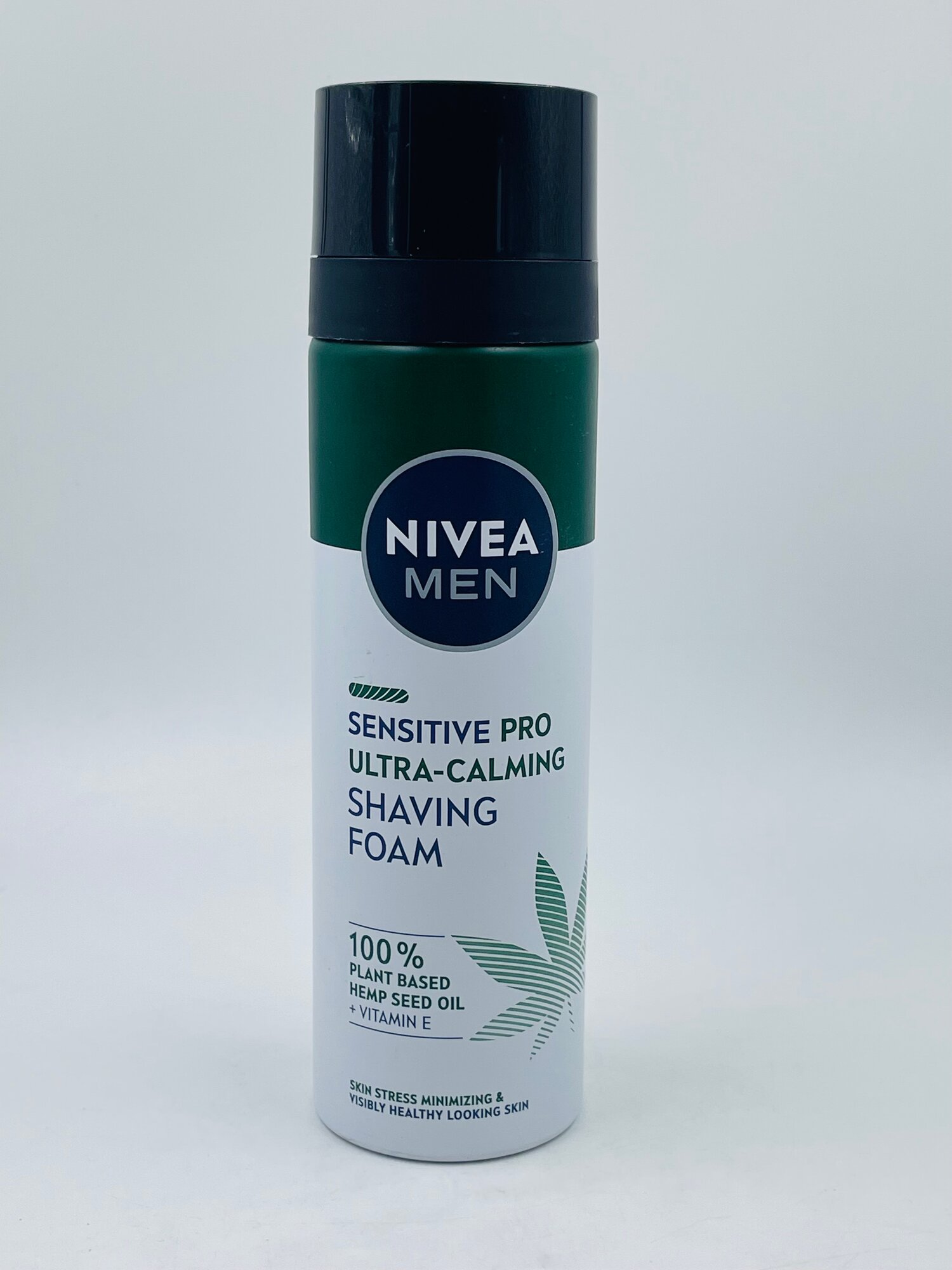 Пена для бритья NIVEA MEN Sensitive Pro с витамином Е и маслом семян кнопли, 200 мл