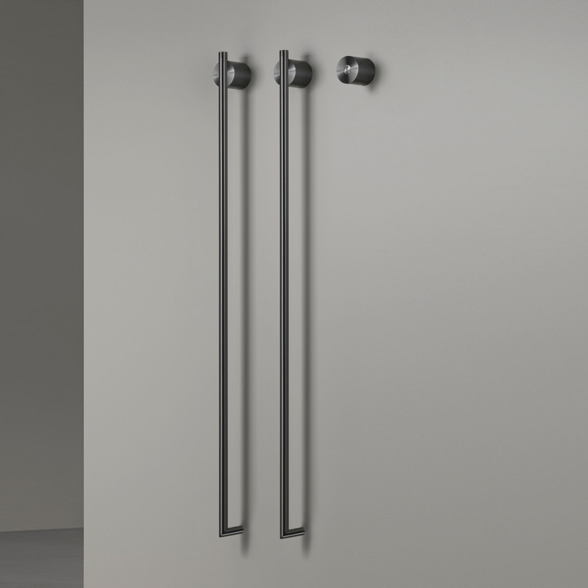 Полотенцесушитель электрический Cea Design Equilibrio EQB 32 S сатинированная сталь